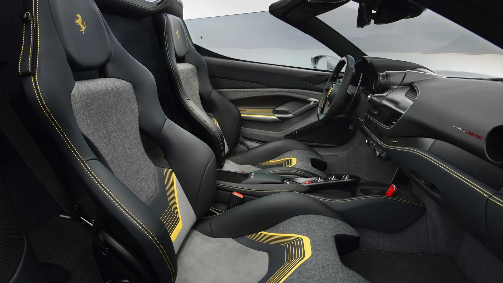 Ferrari HC25 One-Off (2026) — 720 HP Twin-Turbo V8 Spider Closes the ...